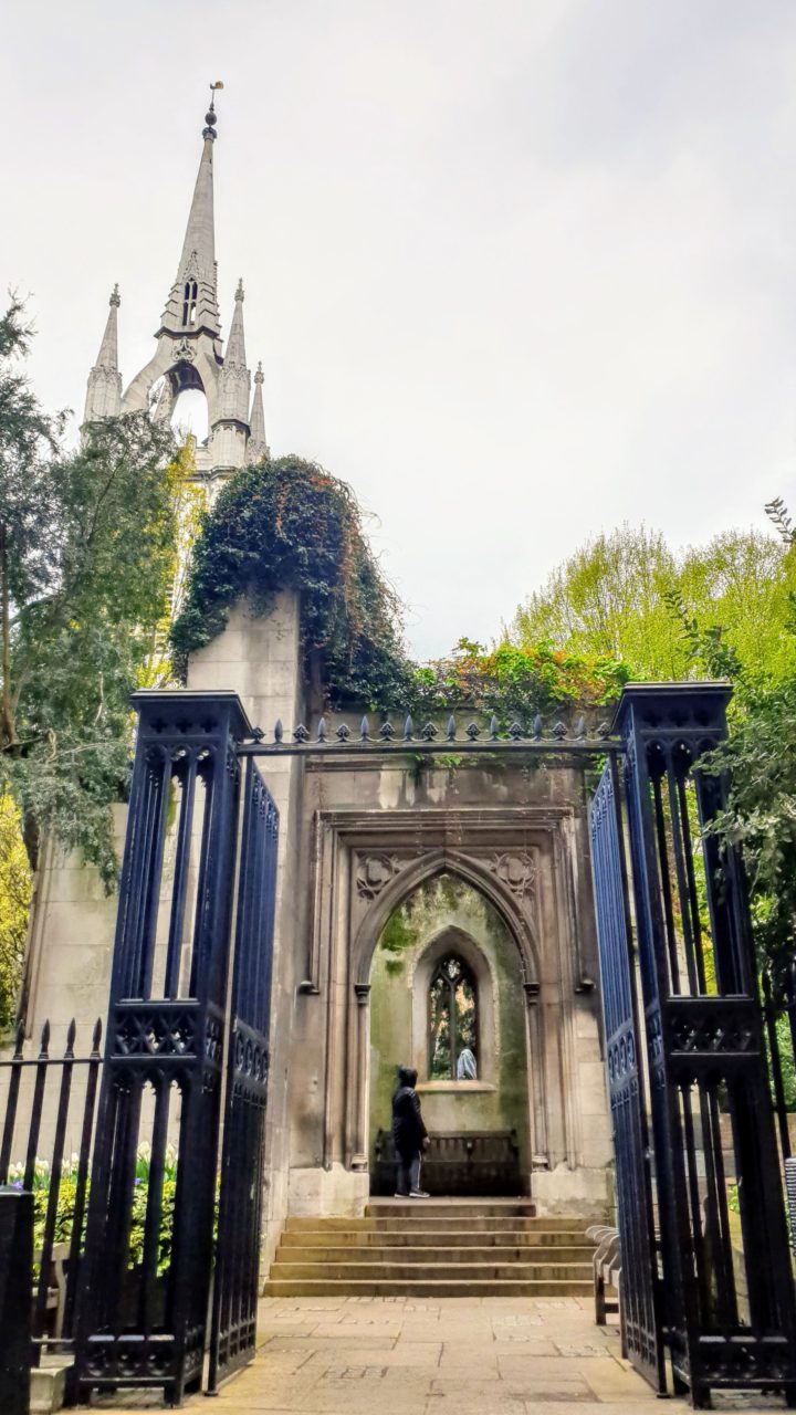 London's Secret Oasis - St Dunstan in the East - Roaming Required